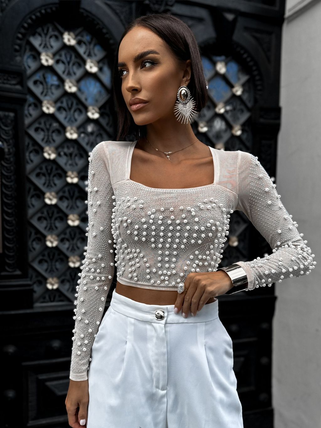 Béžový krátky top KOLGO so zdobením | Erika Fashion